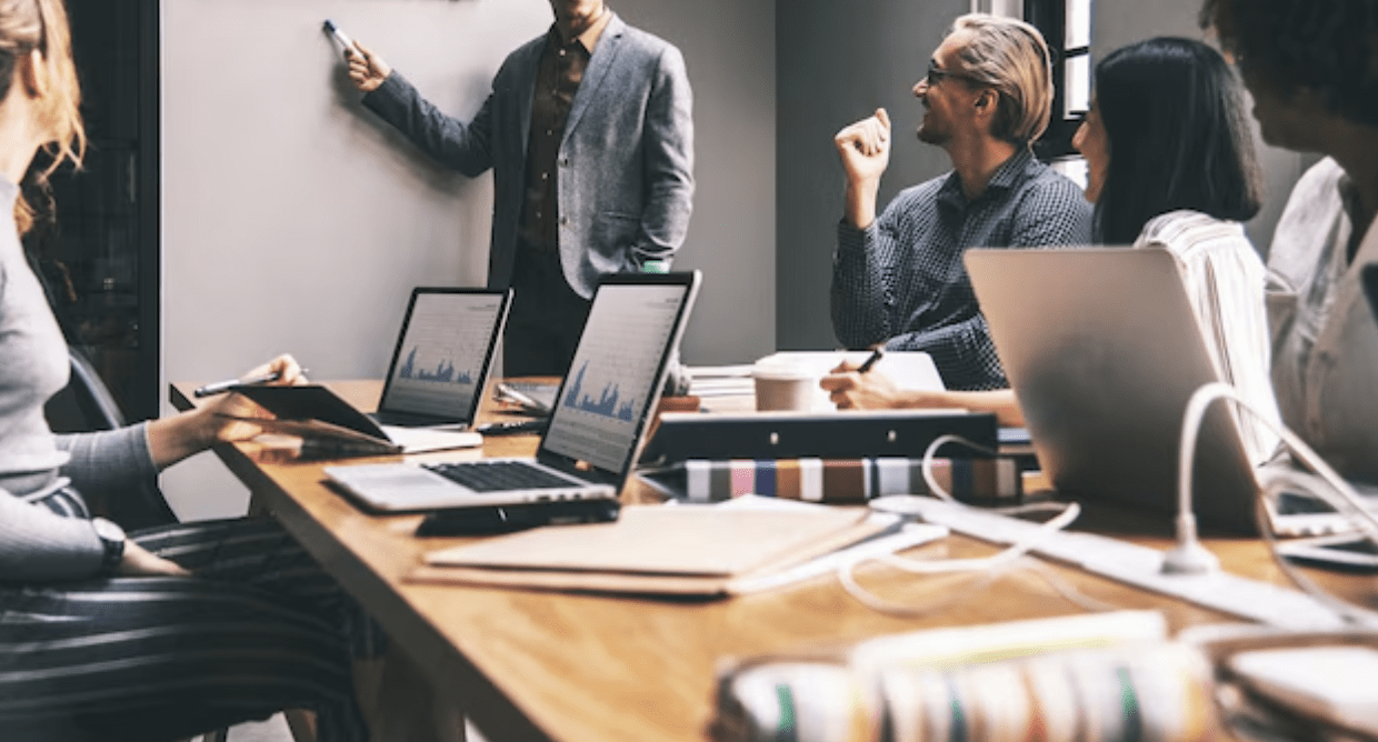 How Long Is A Business Day? - Business Days Complete Definition